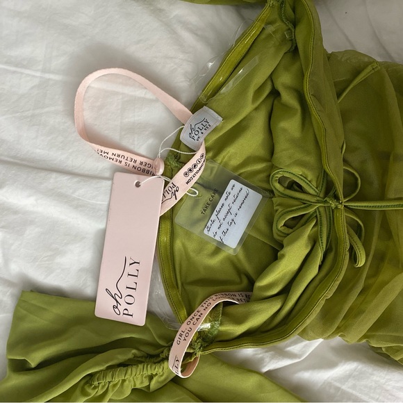 Oh Polly | Dresses | Brand New With Tags Oh Polly Off The Shoulder ...
